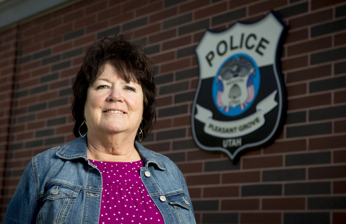 Pleasant Grove woman retires after decades with police department ...